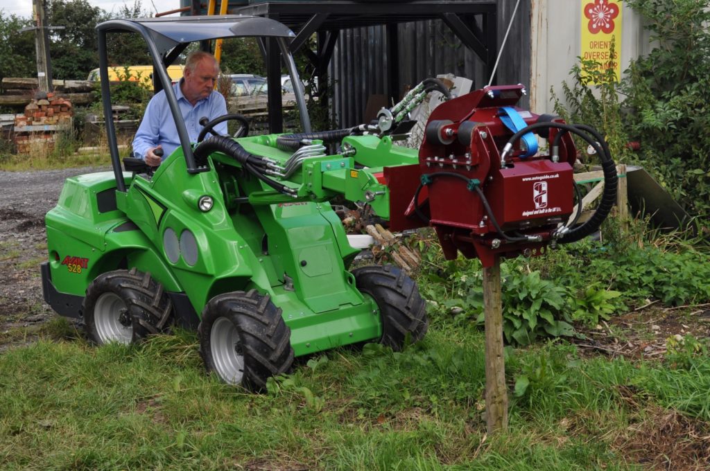 Hydraulic Post Drivers & Screw Piling Equipment – Hydraulic Post ...